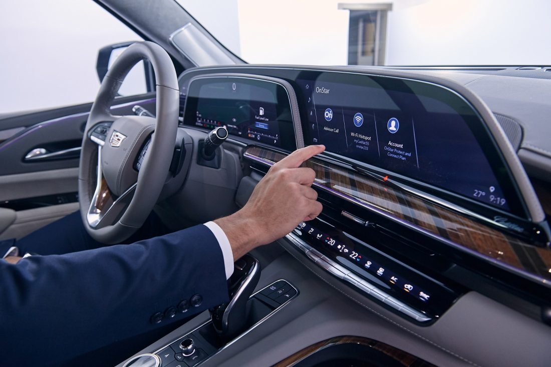 2021 Cadillac Escalade: Five Technology Features That Redefine Luxury ...